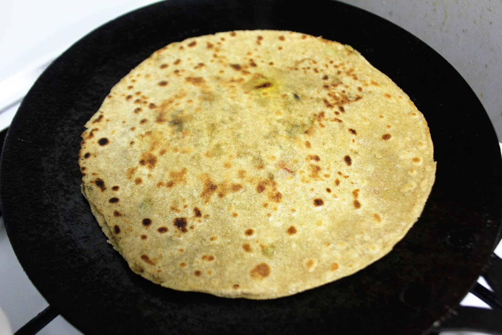 Bethica's Kitchen Flavours: Gobi Ke Parathe (Stuffed Cauliflower ...