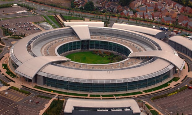 Holacracy -The reason why modern architecture turned doughnut-shaped