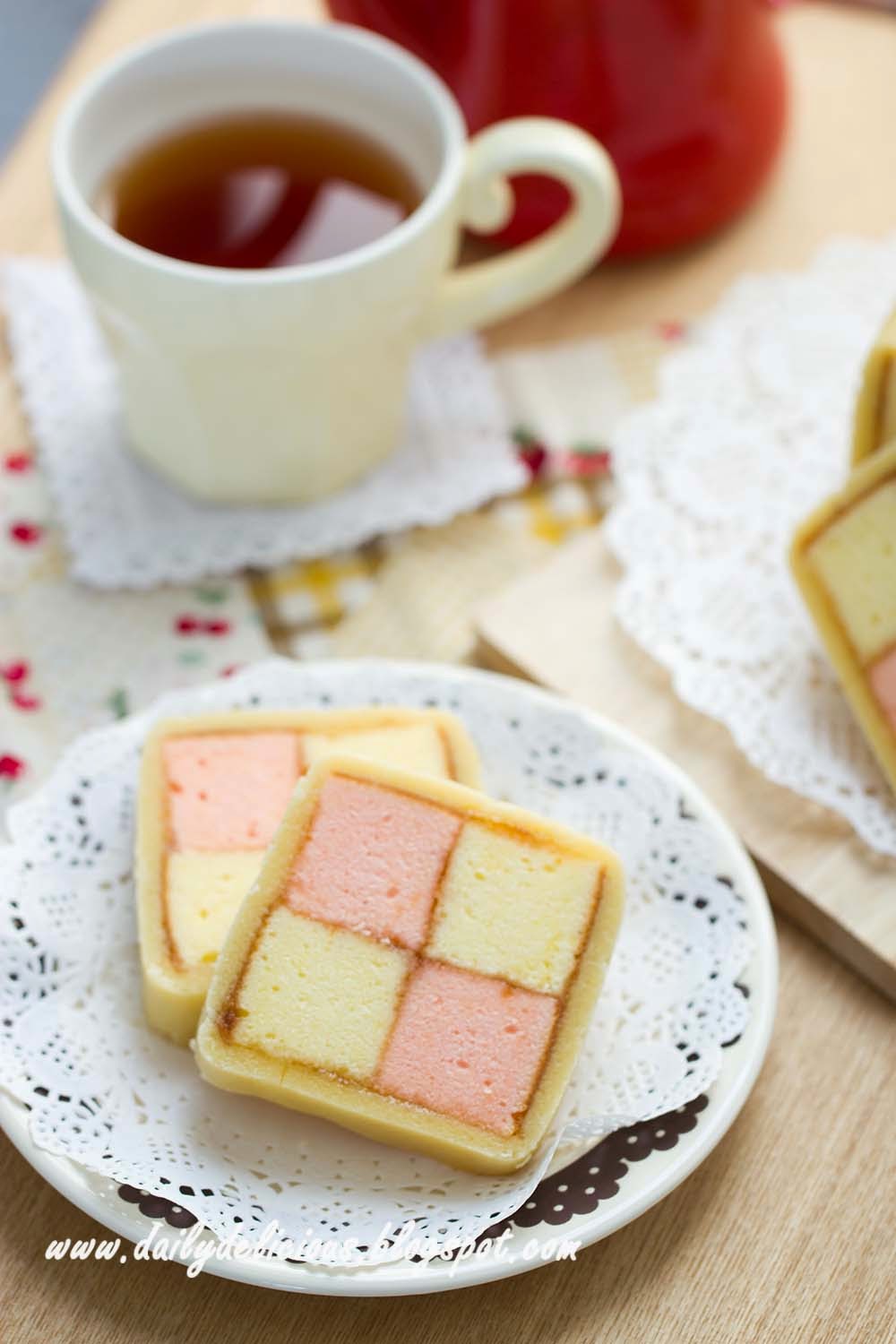 dailydelicious: Battenberg cake: Cute little cake