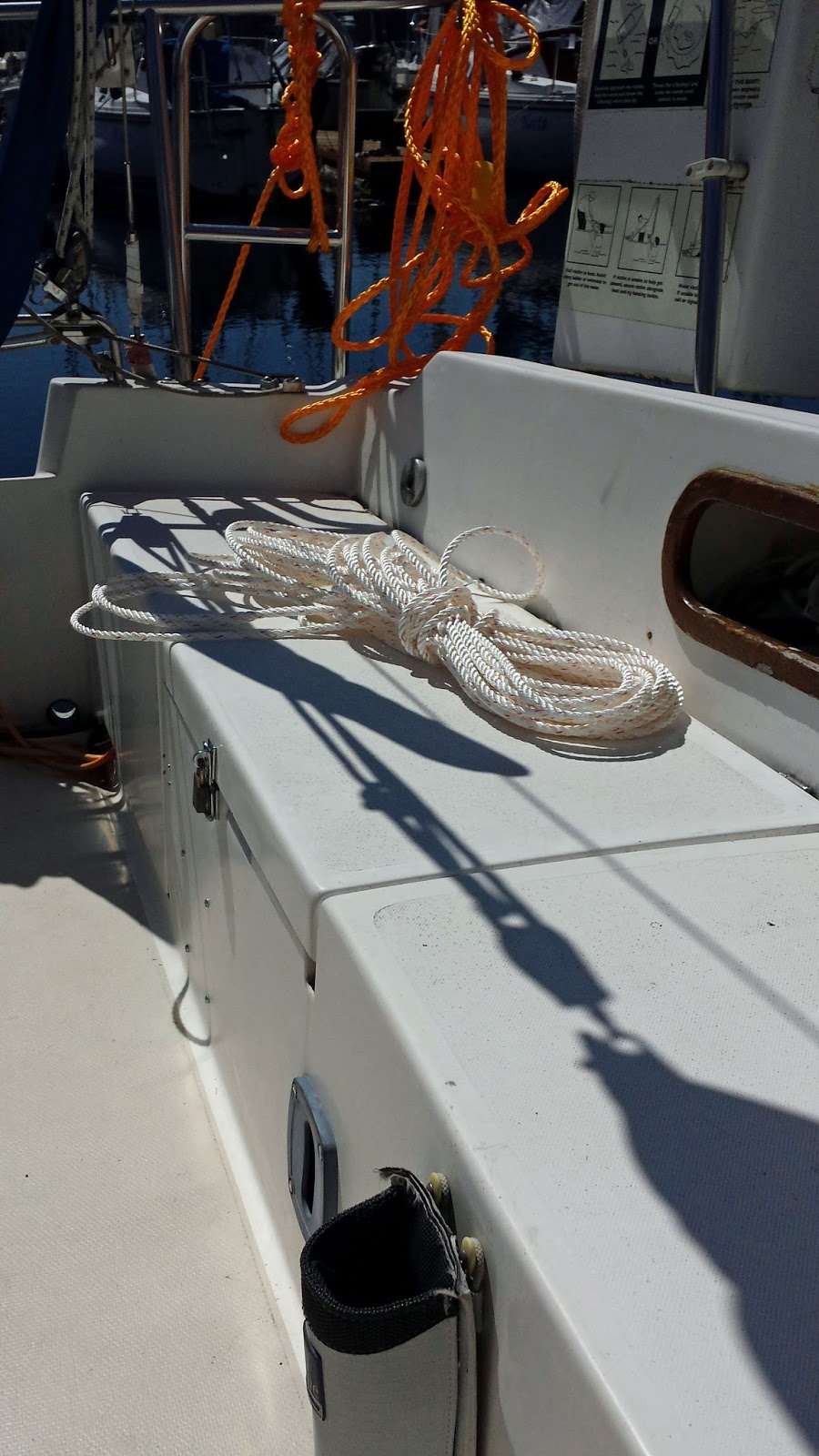 Barnacle Bill Holcomb's Sailing: Inspect Your Topping Lift