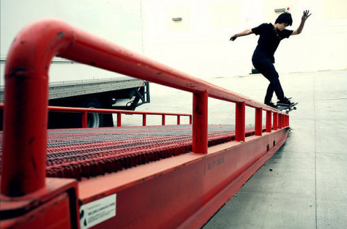 FASH1ON UP!: SKATISTAS!