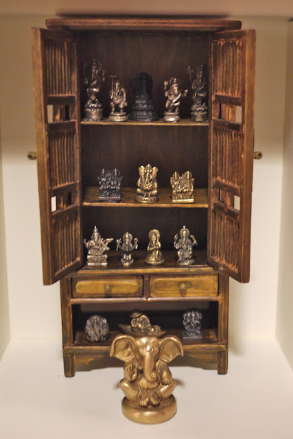 Michael's Museum: A Curious Collection of Tiny Treasures at Chicago Children's Museum