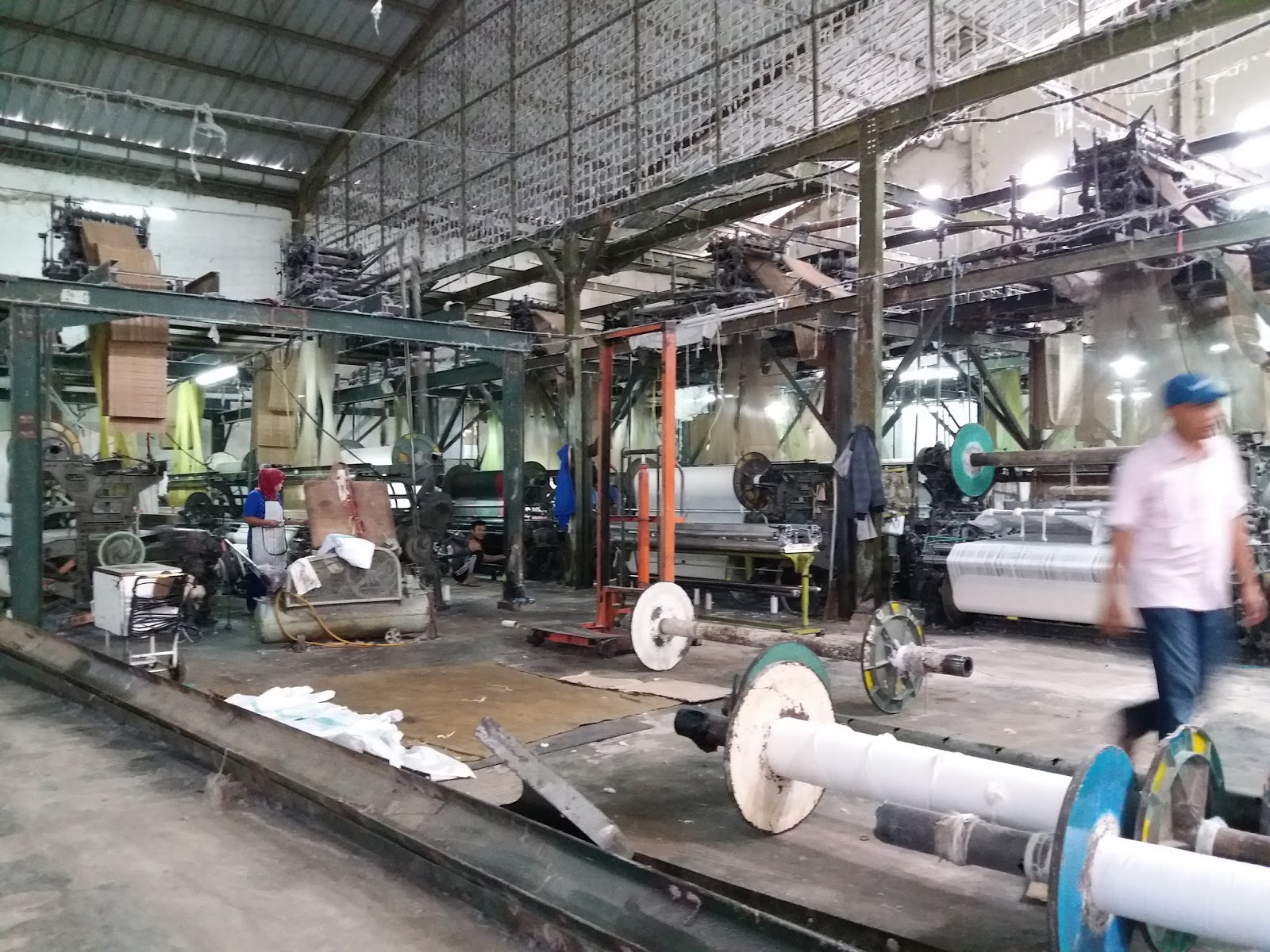 PT. Kebagusan Jaya Tekstil: Pabrik kain ihram