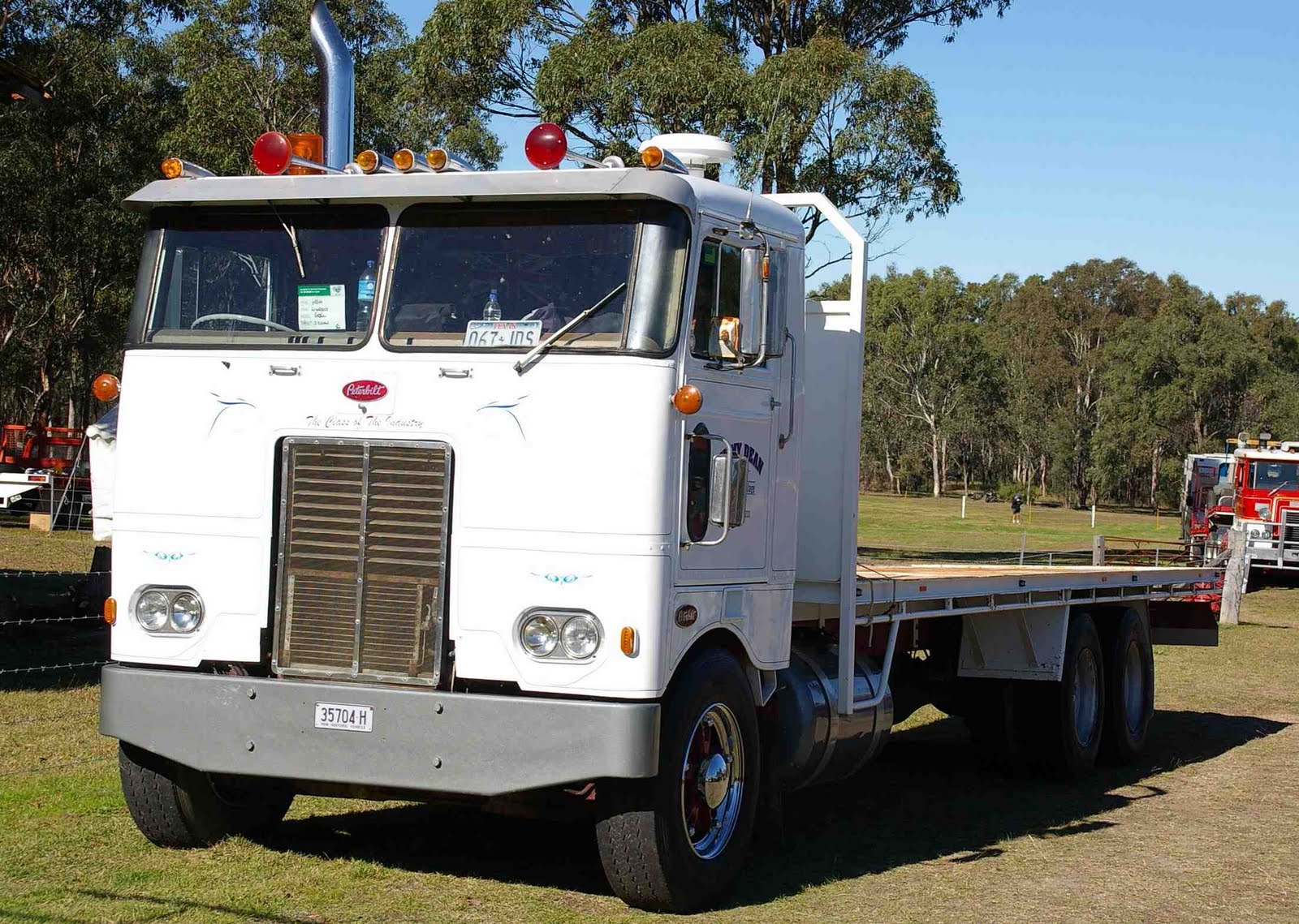 Aussie Peterbilts and owners - Forum - Historic Commercial Vehicle Club ...