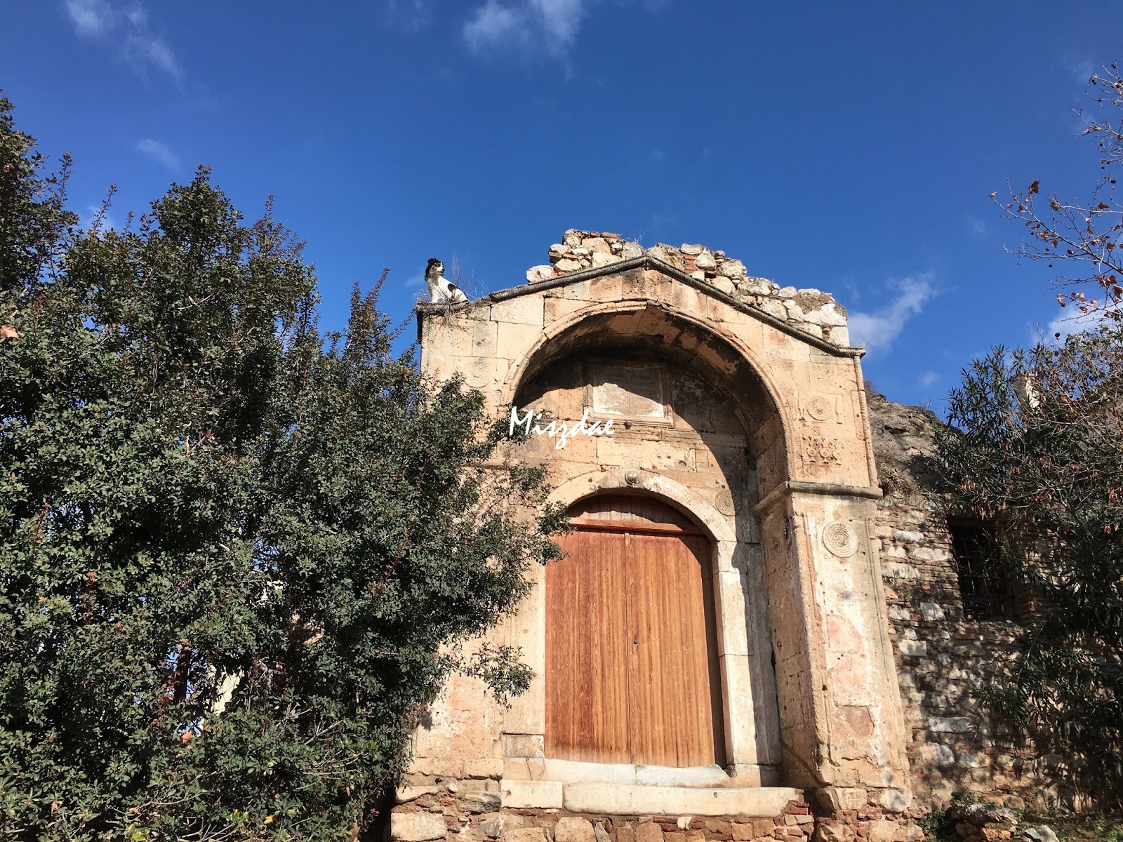 MISZDAE : A TRAVELLER : Backpack Europe : Athens, Greece