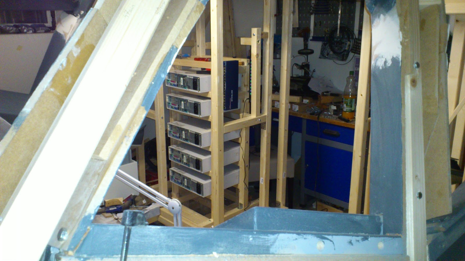 Boeing 737-800NG Fullsize Homecockpit: The 737NG Rack-Pack