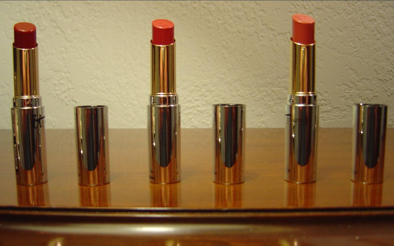 Do You Want Sought-After Lips? Discover NEW From IT Cosmetics Vitality ...