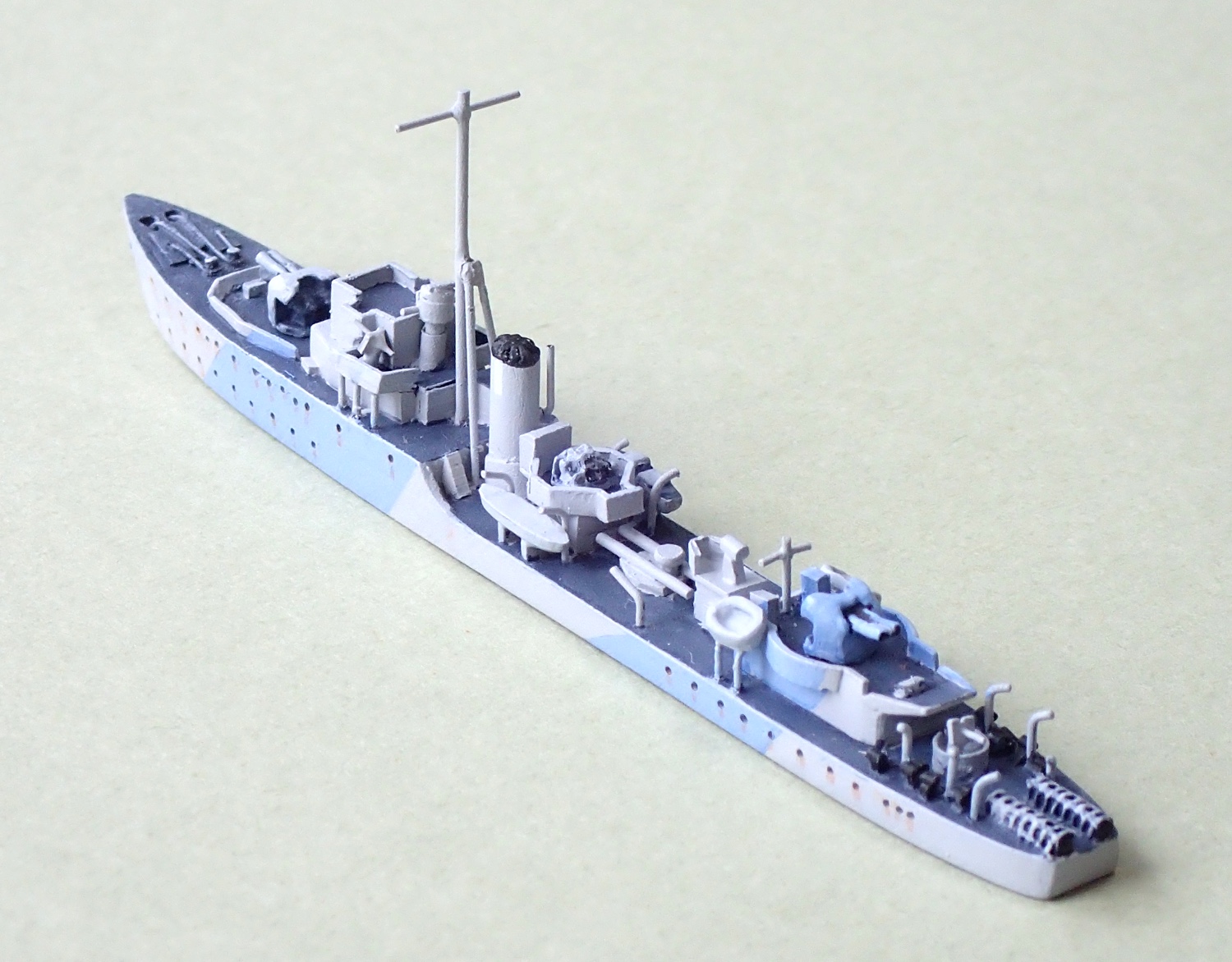 HMS Derwent - Type III Hunt: scratch built 1/1200
