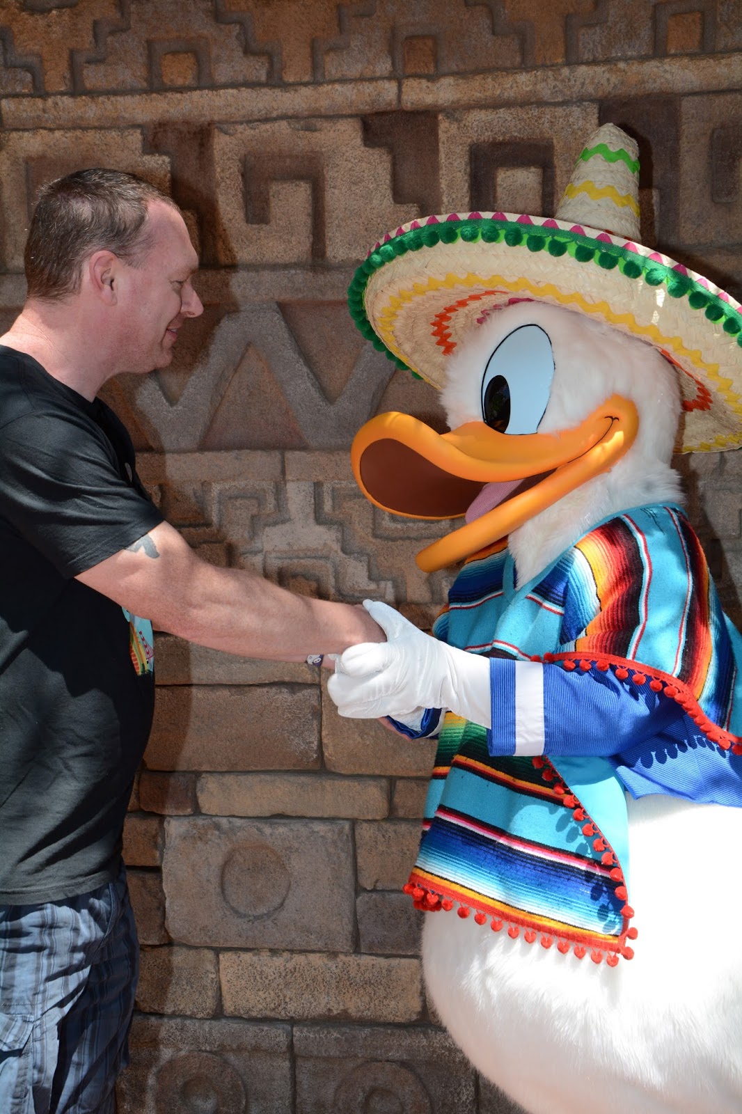 Flower Crowns and Disney Bound: May 2016 Disney Trip - Day 2, Epcot