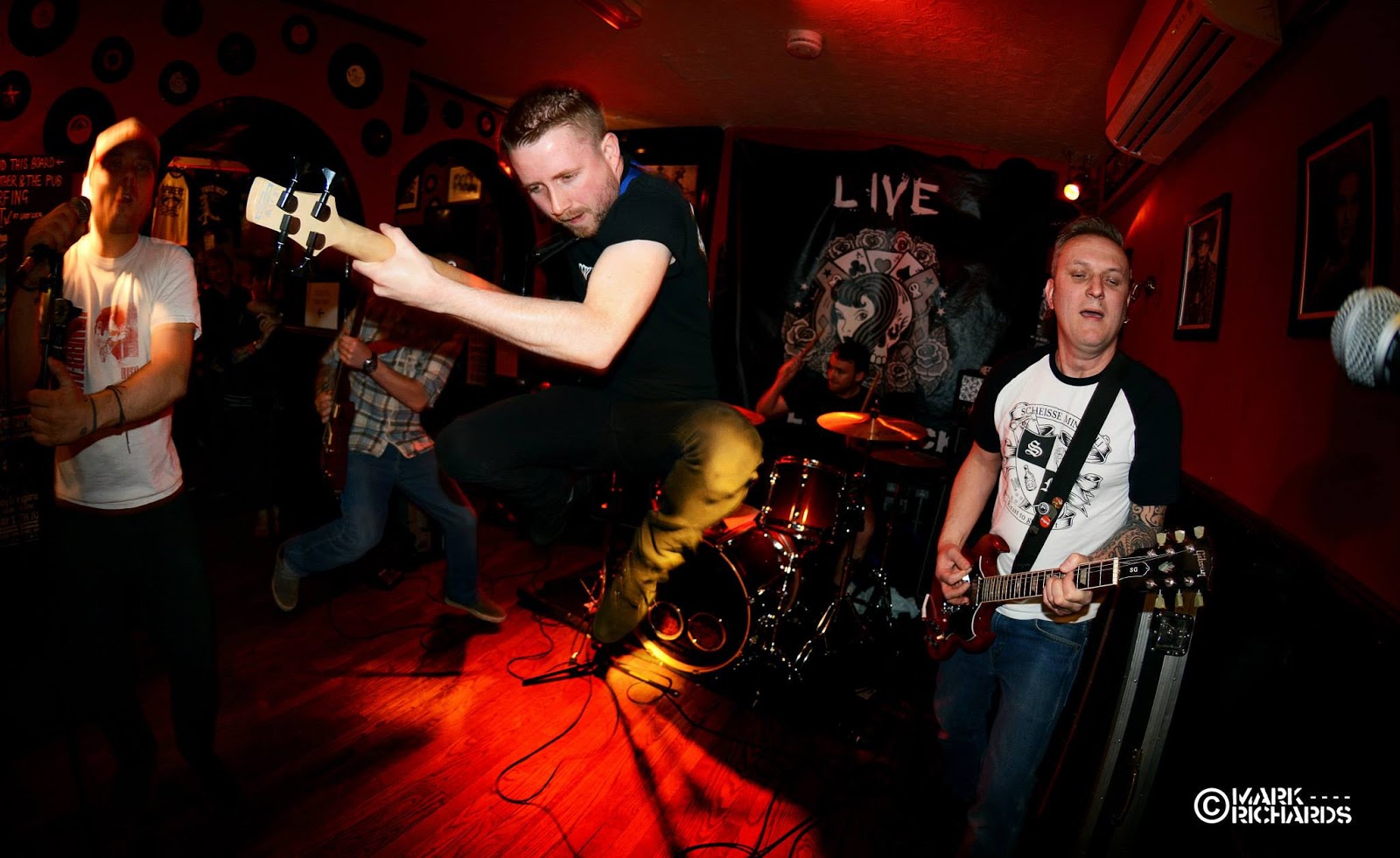 Colin’s Punk Rock World: Bens Top Tens - Top Ten UK Punk Bass Players