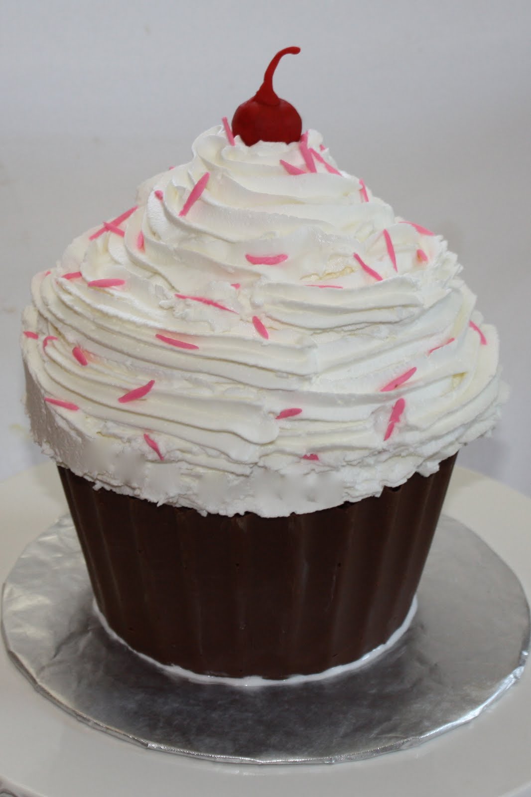 Kake: Giant Cupcake