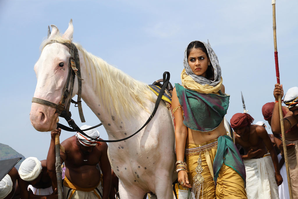 Media Gallery: Urumi Movie Latest Stills