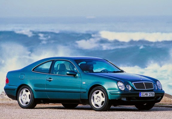 THE ULTIMATE CAR GUIDE: Mercedes Benz CLK Class - Generation 1 (1997-2004)