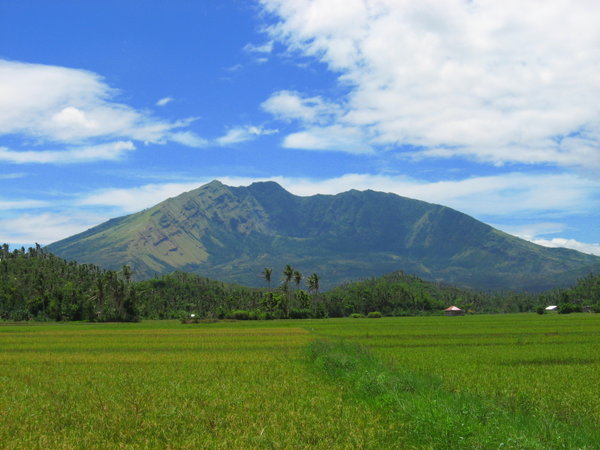 VOLCANOES IN THE PHILIPPINES: MT. ISAROG IN CAMARINES SUR