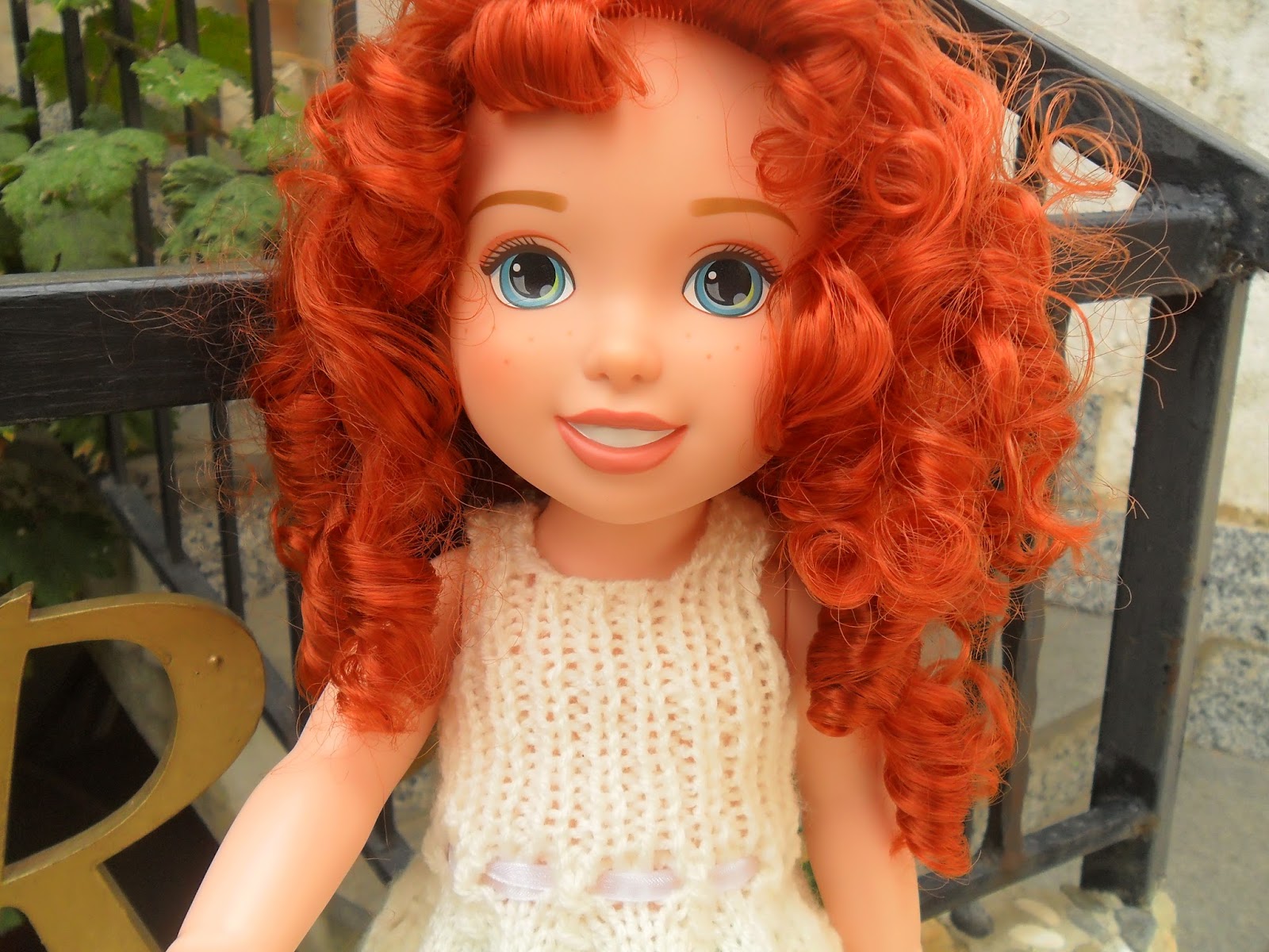Olive Groves and Doll Knits: Disney Princess Merida doll