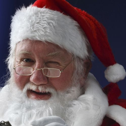 ΔΙ'ΕΥΧΩΝ ΤΩΝ ΑΓΙΩΝ: * ΠΟΙΟΝ ΘΑ ΤΙΜΗΣΟΥΜΕ ΦΕΤΟΣ?