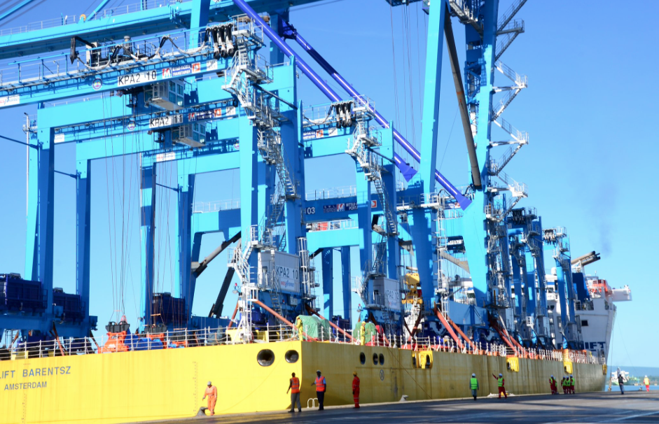 KPA invests over Sh6.5 billion in new port equipment - Think Business Kenya