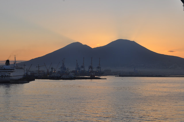 TravelwithKatharine: Hiking Mount Vesuvius
