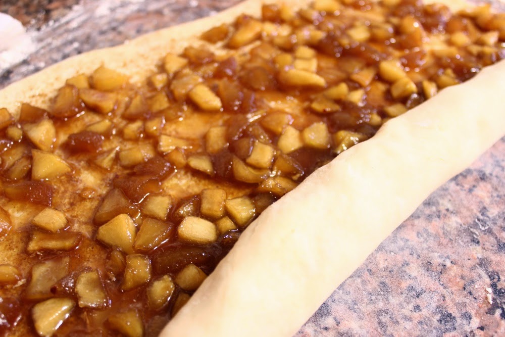 ALIMENTA: APPLE ROLLS