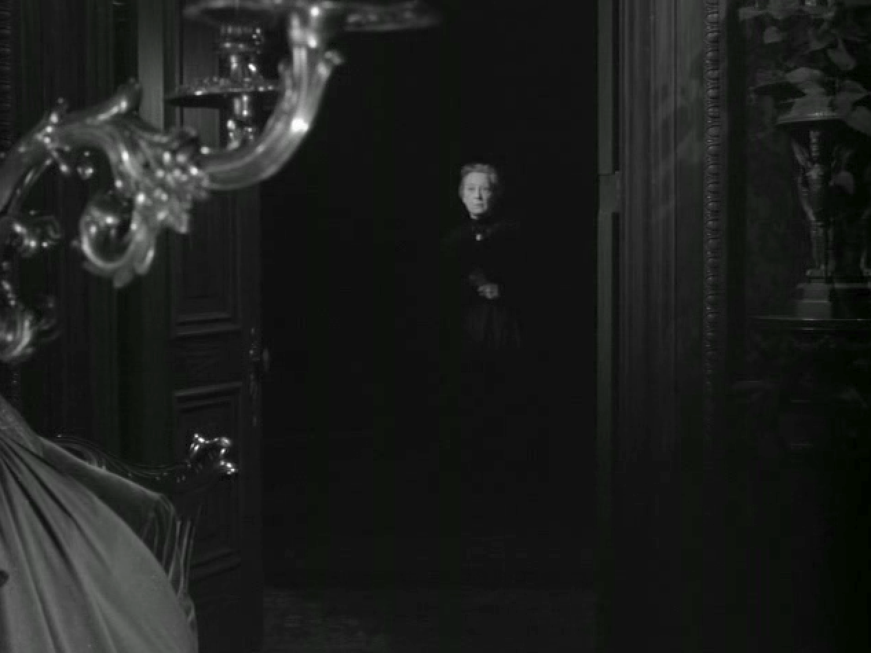 Bardfilm: Hamlet and Macbeth meet in Alfred Hitchcock Presents