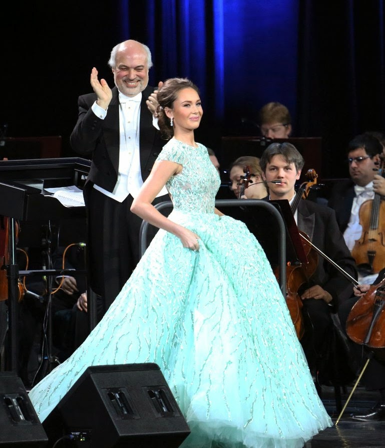 Fashion in Opera Part I: Stylish Divas