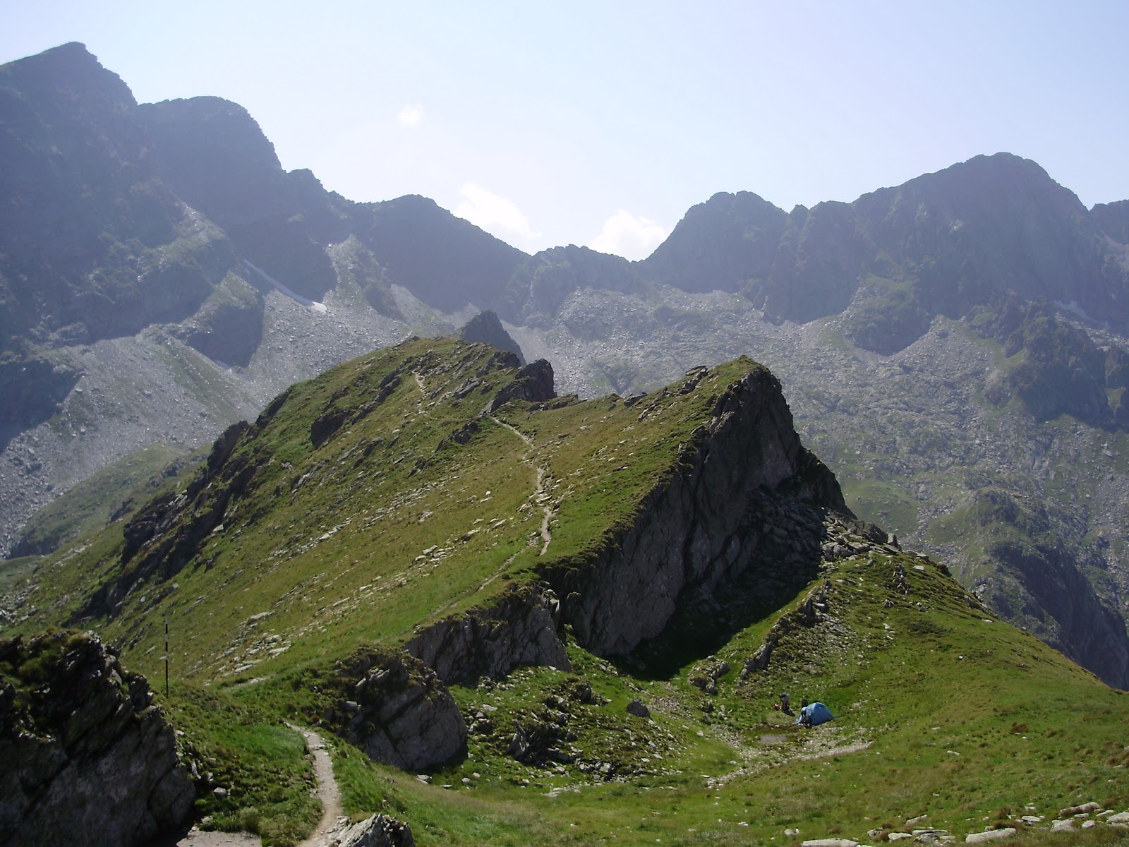 pe crestele muntilor: 15.08.2010-Muntele Paltinu-Ref. Caltun-Strunga ...