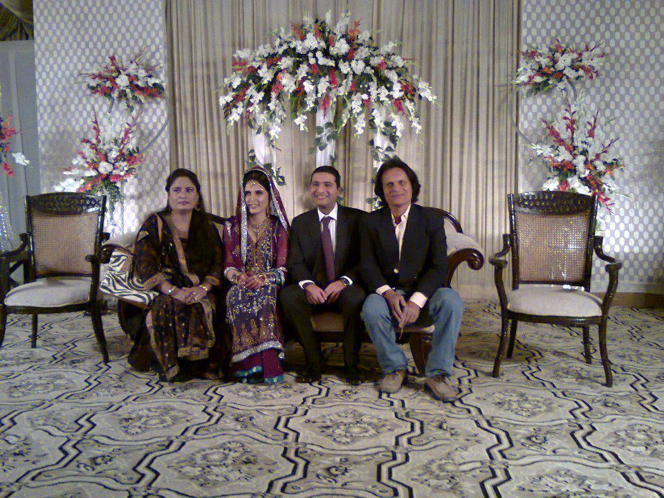 Walima Reception of Senior Actor Talat Hussain's Son ~ Fashion World