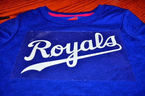 Late Night Crafts & Creations: DIY KC Royals Tshirt