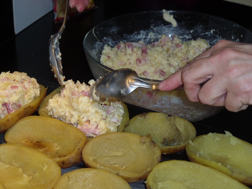 EL LABORATORIO DE COCINA: PATATAS RELLENAS " MARIE"