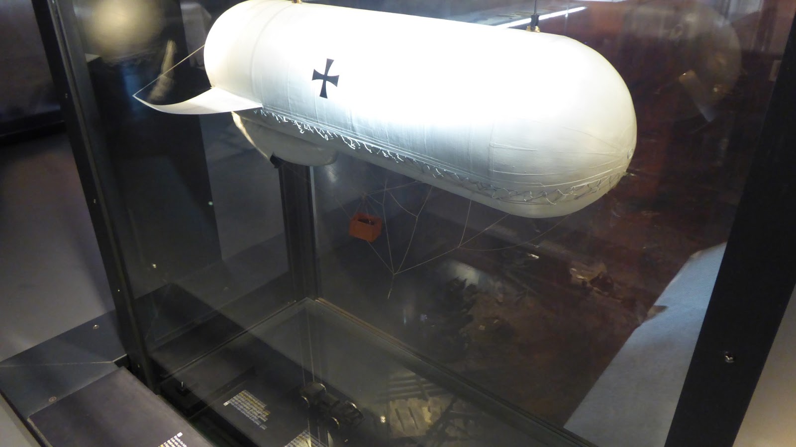 Toy soldiers and real battles: Model of WW1 French and German ...