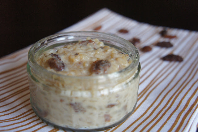 Riz au lait aux raisins secs aromatisés au rhum