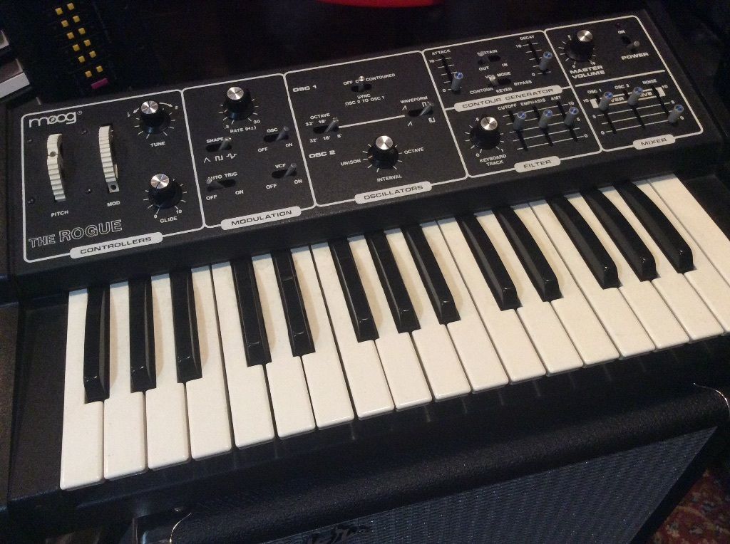 MATRIXSYNTH: Moog Rogue SN 7651