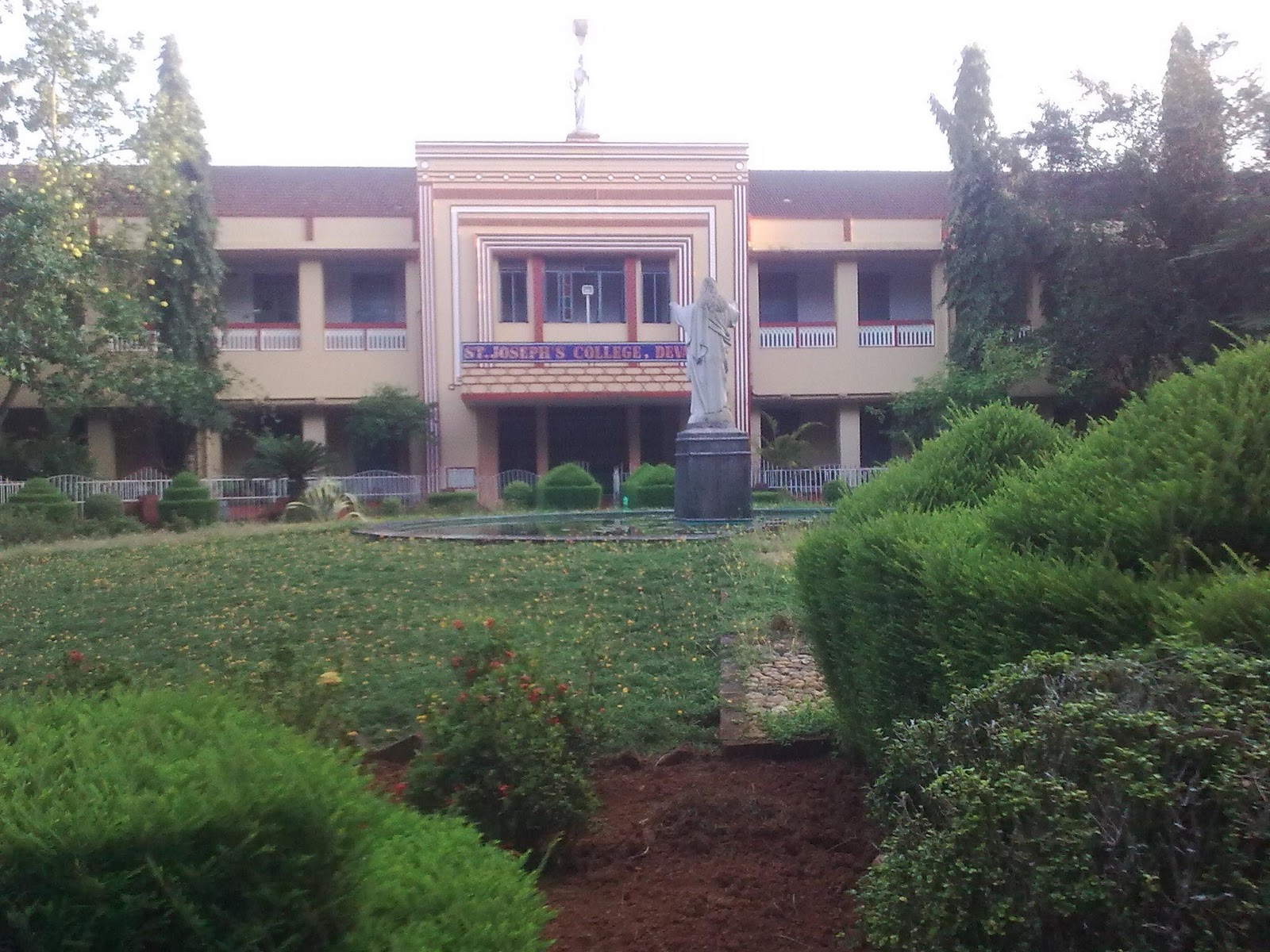 KARBONN: St. Joseph's College Devagiri,Calicut,Kerala,India