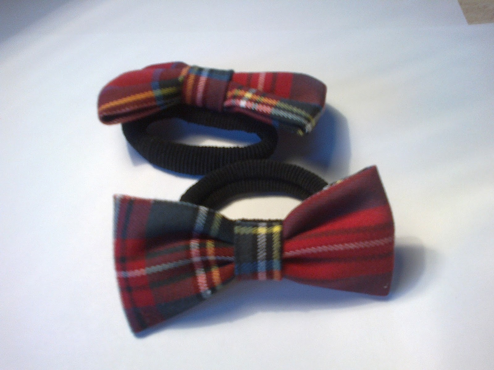 Cristine Handmade: Clame si agrafe de par handmade