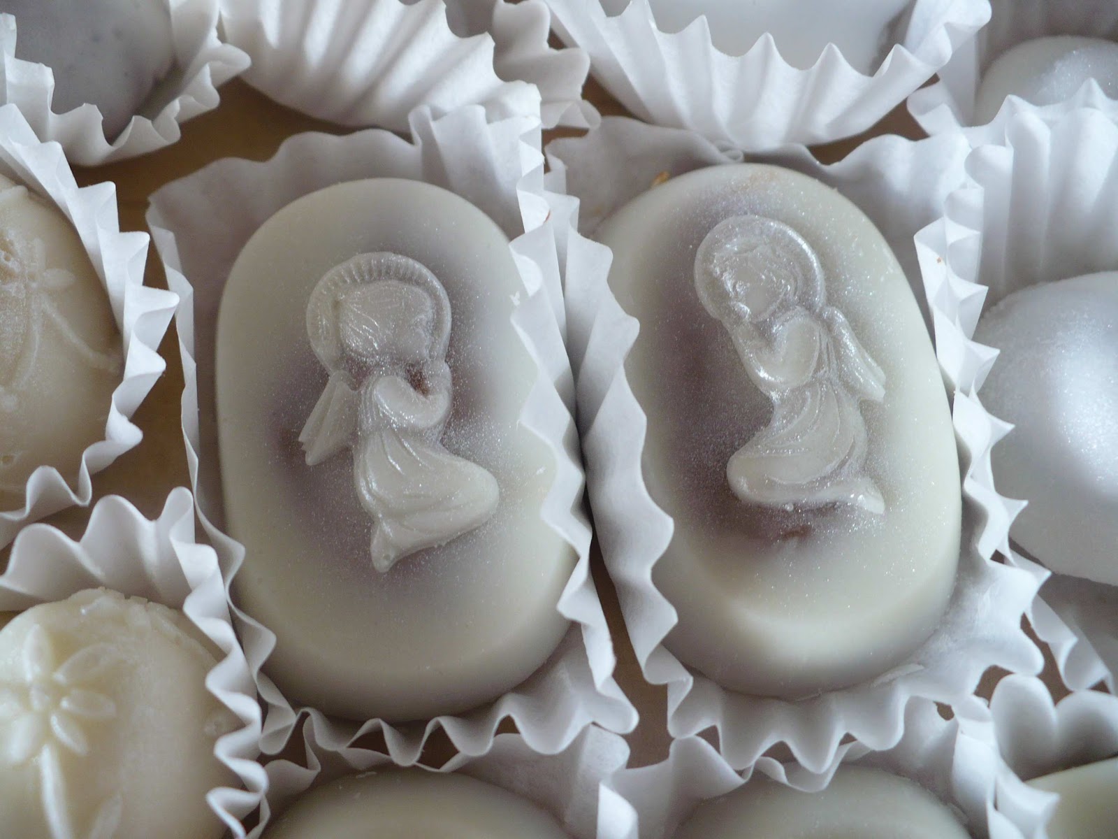 BOCADITOS DE DULCE: Imágenes Dulces y chocolates para1ra comunión