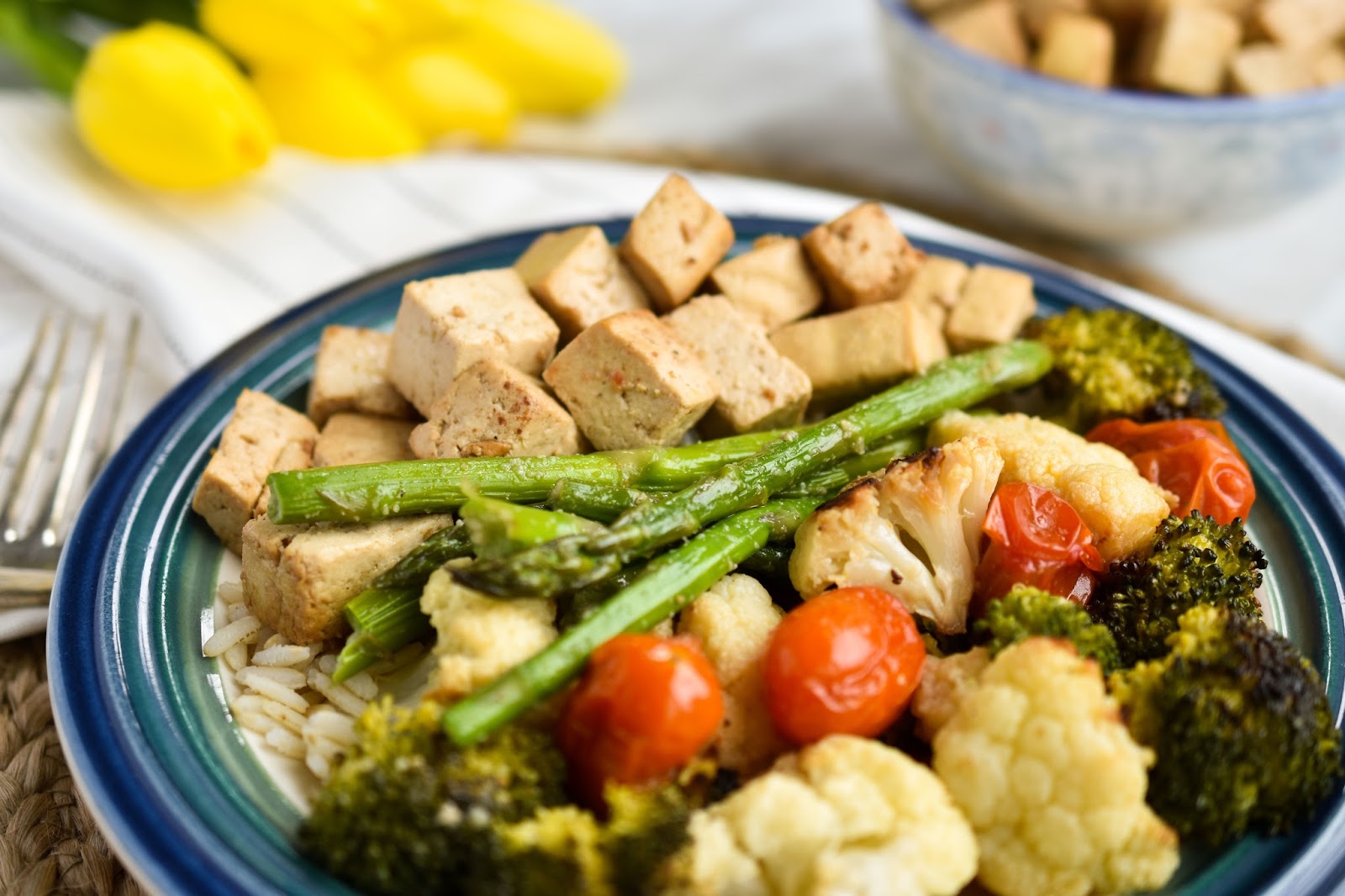 Woman in Real Life: Marinated Tofu Cubes With Roasted Veggies