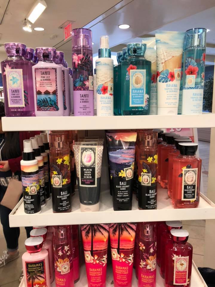 Life Inside the Page: Bath & Body Works | New March Floor Set Tour ...