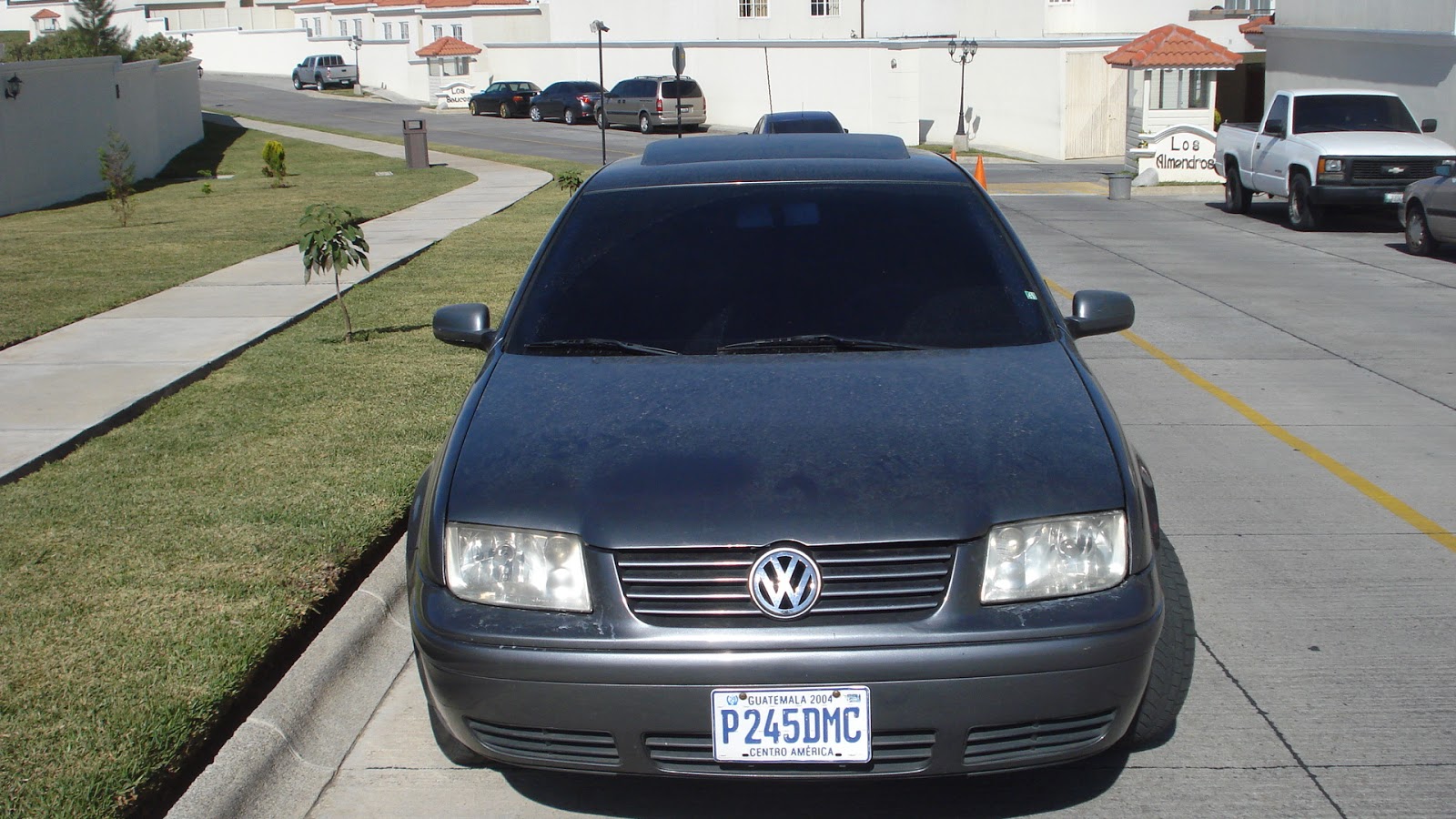 IMPORTMYM: VOLKSWAGEN JETTA 2004