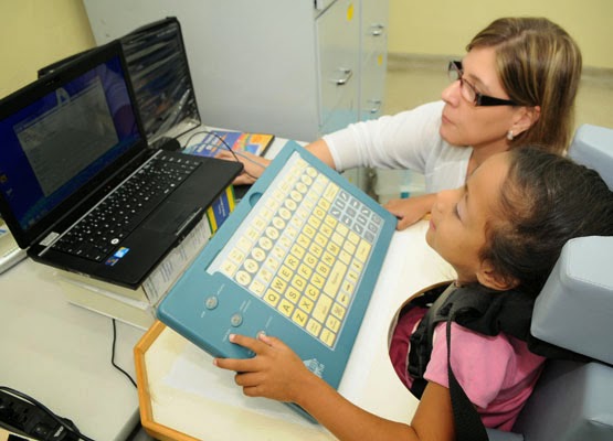 Inovações Tecnológicas na Educação: TECLADO VERSÁTIL NA EDUCAÇÃO INCLUSIVA