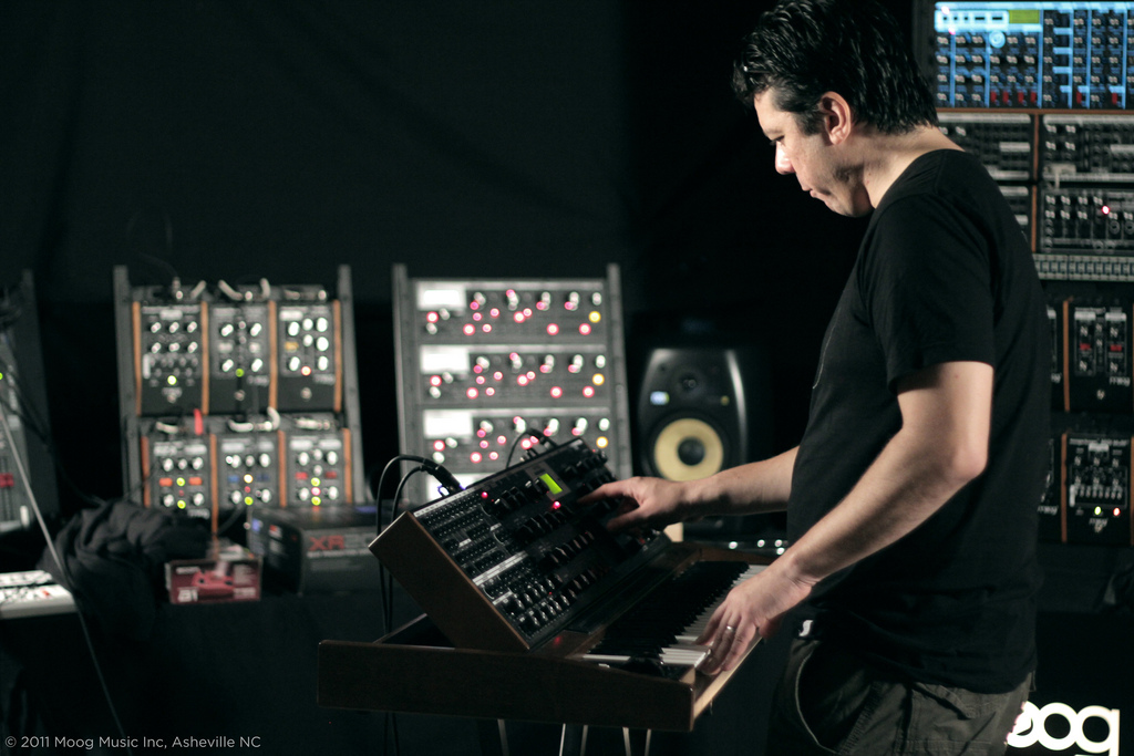 MATRIXSYNTH: Scott Kirkland of the Crystal Method in the Moog Sound Lab