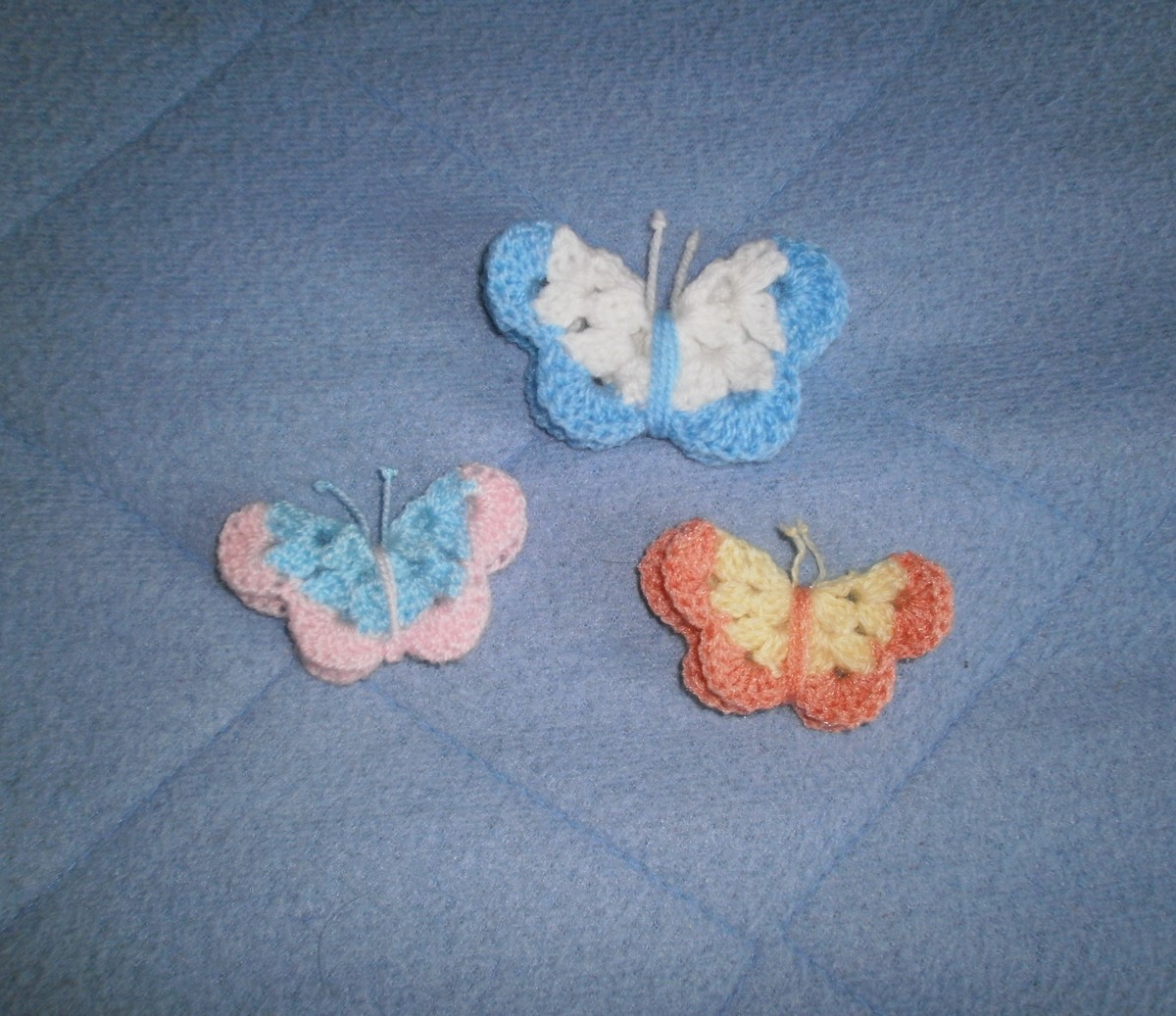 Petits doigts: Mini papillon au crochet