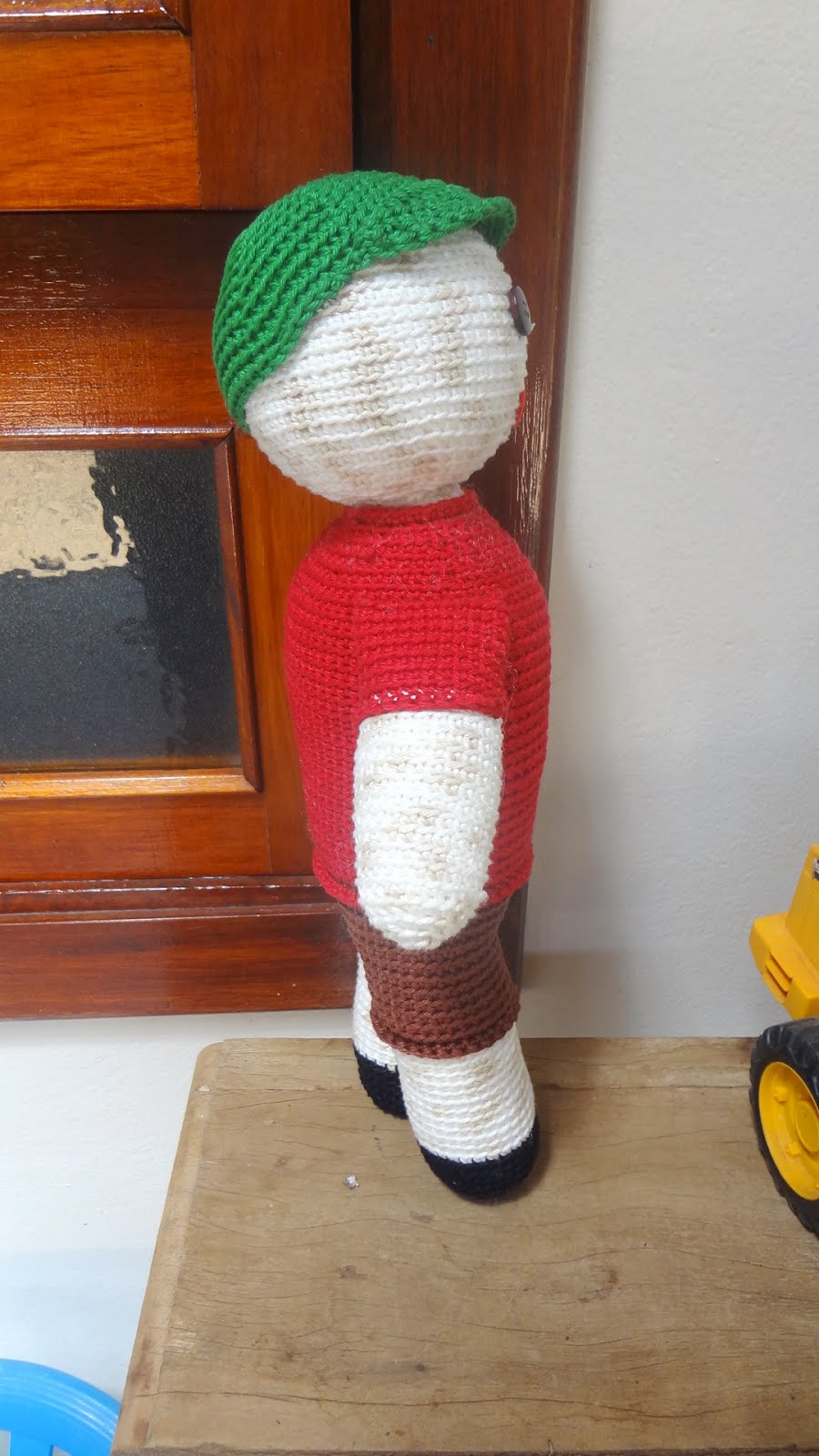 Modernizando o crochê: É um menino! (mais um boneco pronto)