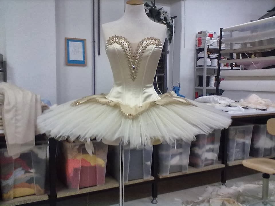 ARTfutureCRAFT - TUSCANY/ITALY : CORSO DI COSTUME TEATRALE PER LA DANZA