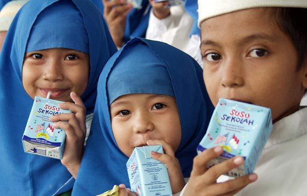 Polemik Susu Sekolah, Siapa Untung Sebenar