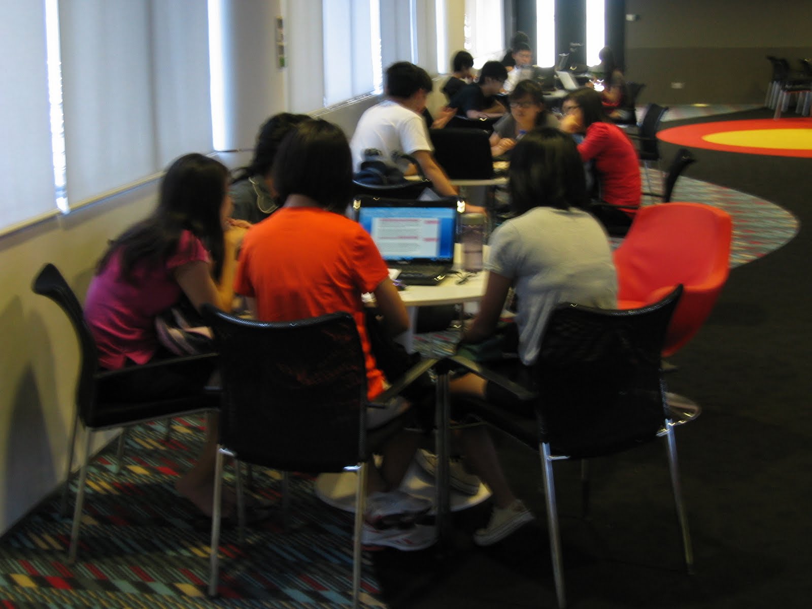 IJ in Ngee Ann: Ngee Ann Polytechnic`s Study Haunts