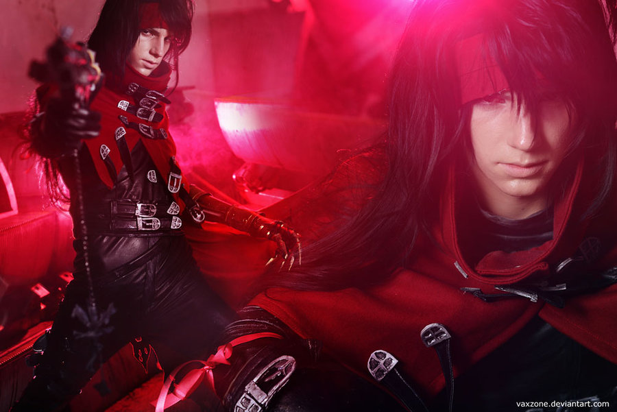 Final Fantasy Cosplay: Awesome Final Fantasy VII Vincent Valentine Cosplay