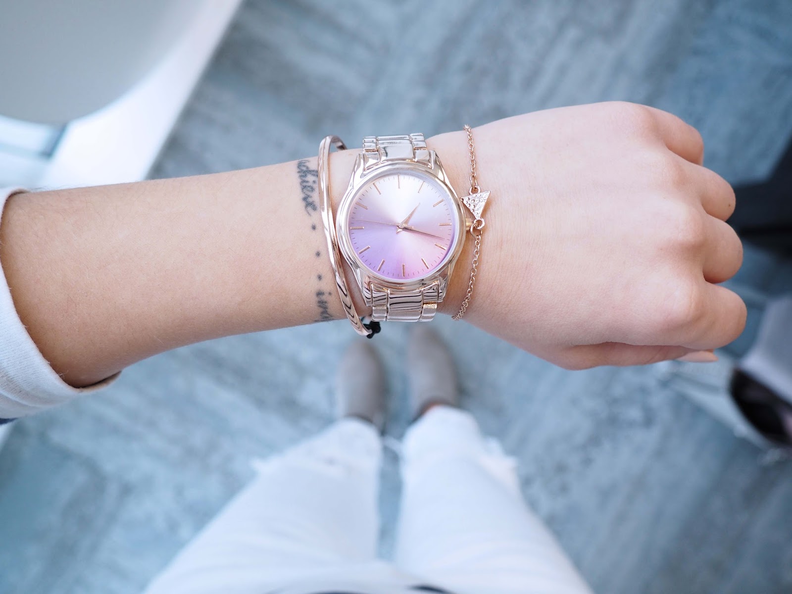 How to Assemble the Perfect Capsule Wardrobe - pink hair outfits. - Don ...