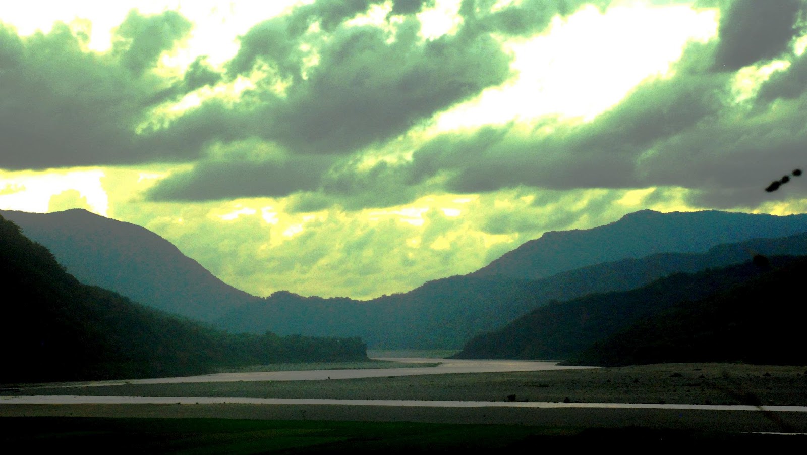 The Early Morning Chat: CNN Eye on the Philippines