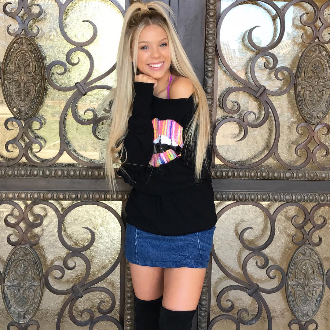 Starlet Arcade: Kaylyn Slevin