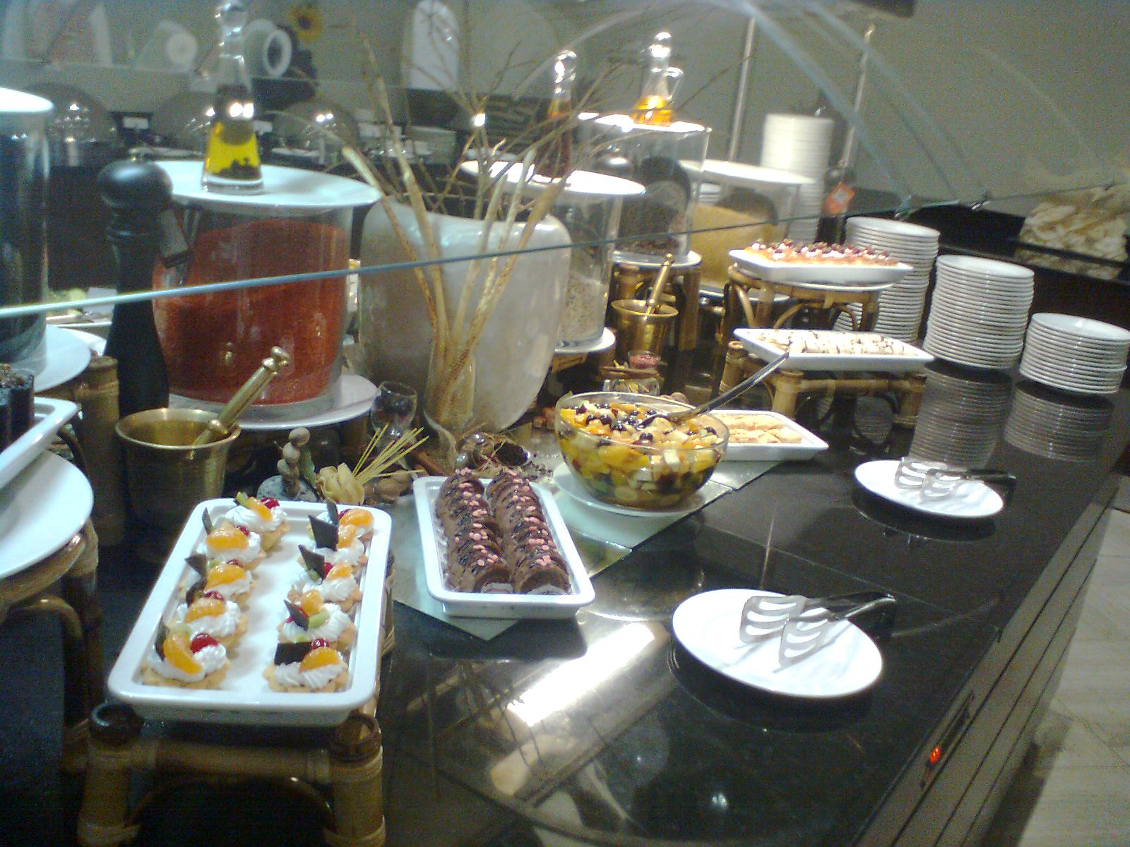 Dekorasi Buffet dan Garnish Sederhana